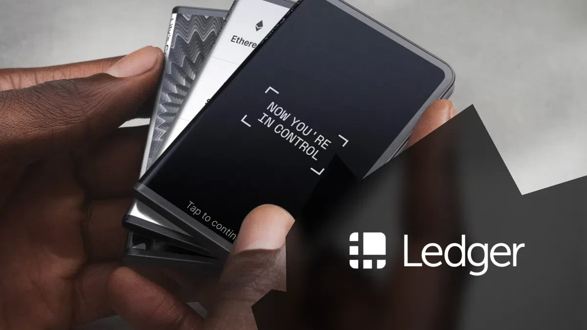 Ledger commence à envoyer ses premiers portefeuilles Stax : quels sont ...